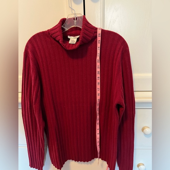Qi | Sweaters | Mens Dark Red Cashmere Pullover Sweater Works For Women ...